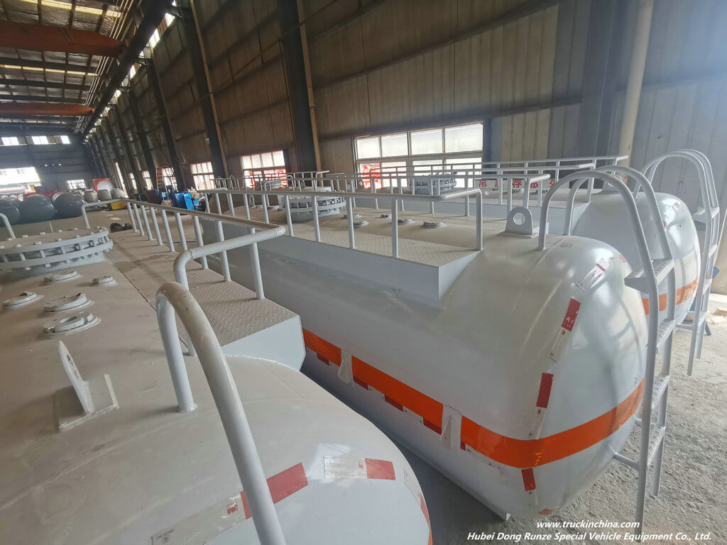 Wholesale HF Hydrofluoric Acid Loading Transport Tank for Truck Lorry ...