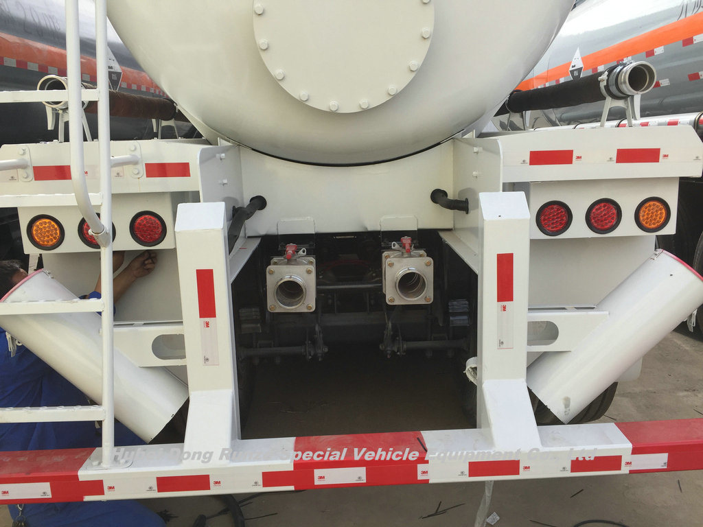 Wholesale Vacuum Sewage Suction Tanker Waste Collection Suction Sewage ...