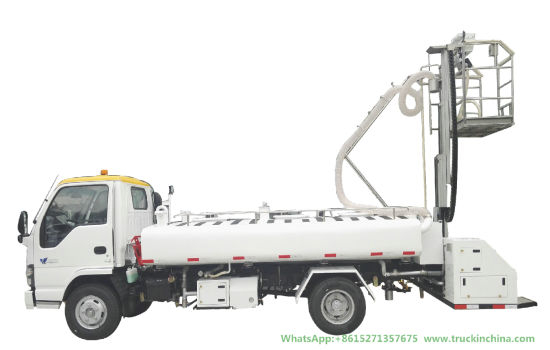 Isuzu Lavatory Service Truck Clean Water Tank 1400L Sewage Tank 2360L ...