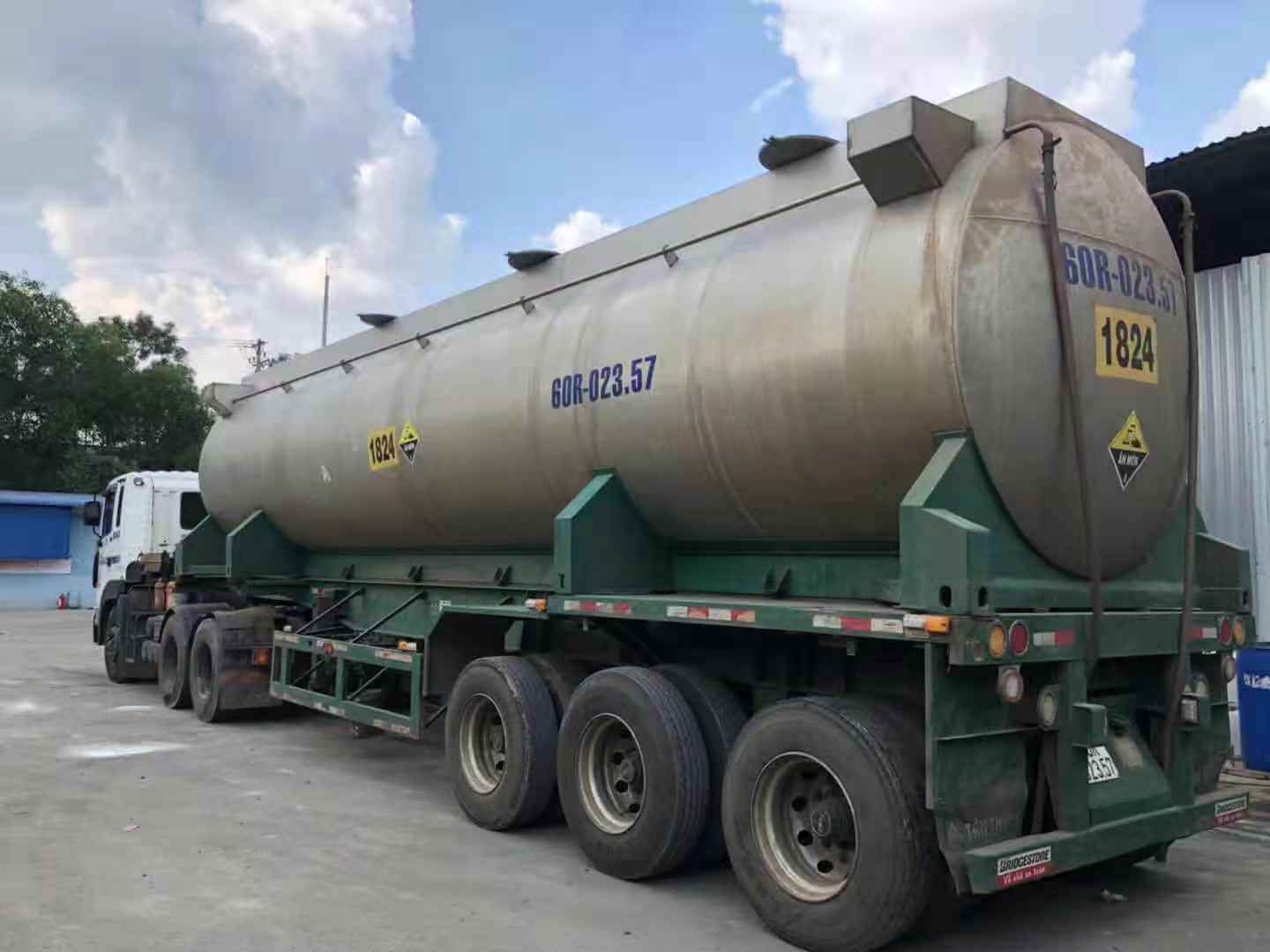 Wholesale 40FT Sodium Hydroxide Solution Stainless Steel Tank for ...